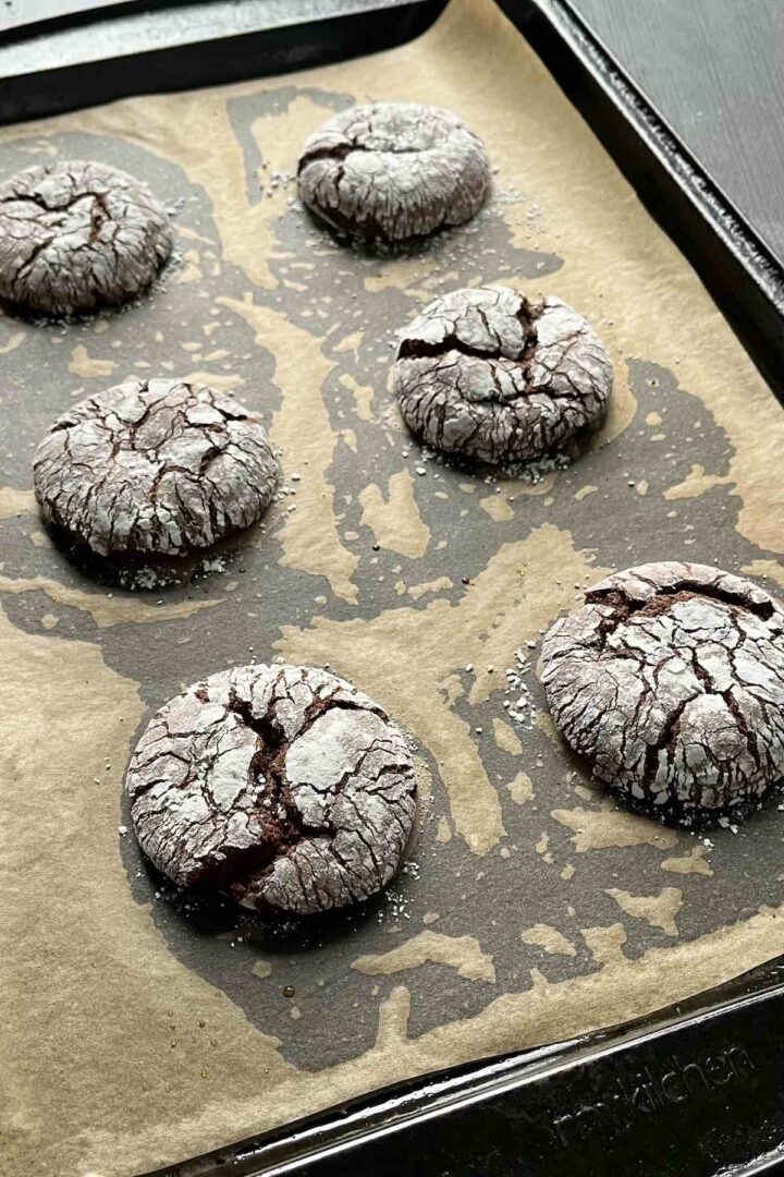 Easy Chocolate Crinkle Cookies with Cake Mix